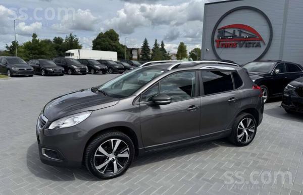 Grey Peugeot 2008 2013 in Telschi, with an engine capacity of 1.20 L and mileage of 153 thousand km for 5190 €, photo 8 on AUTOMOTO.COM.LV