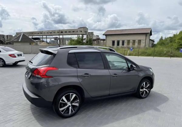 Pelēks Peugeot 2008 2013 Telšiai, ar dzinēja tilpumu 1.20 L un nobraukumu 153 tūkst. km par 5190 €, foto 10 vietnē AUTOMOTO.COM.LV