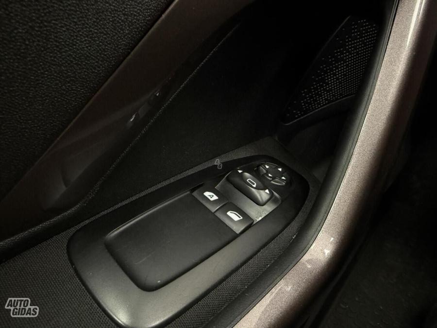 Grey Peugeot 2008 2014 in Vilnius, with an engine capacity of 1.40 L and mileage of 191 thousand km for 4490 €, photo 12 on AUTOMOTO.COM.LV
