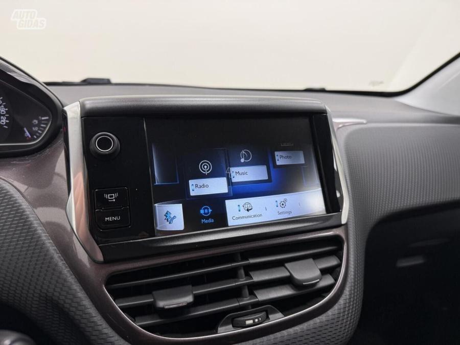 Grey Peugeot 2008 2014 in Vilnius, with an engine capacity of 1.40 L and mileage of 191 thousand km for 4490 €, photo 17 on AUTOMOTO.COM.LV