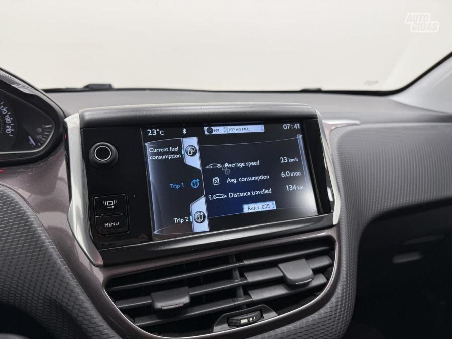 Grey Peugeot 2008 2014 in Vilnius, with an engine capacity of 1.40 L and mileage of 191 thousand km for 4490 €, photo 18 on AUTOMOTO.COM.LV