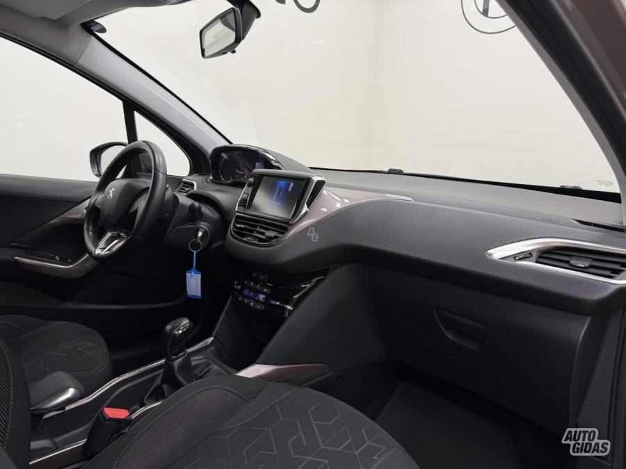 Grey Peugeot 2008 2014 in Vilnius, with an engine capacity of 1.40 L and mileage of 191 thousand km for 4490 €, photo 20 on AUTOMOTO.COM.LV