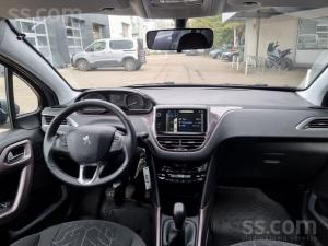 Grey Peugeot 2008 2014 in Riga, with an engine capacity of 1.60 L and mileage of 135 thousand km for 6400 €, photo 7 on AUTOMOTO.COM.LV