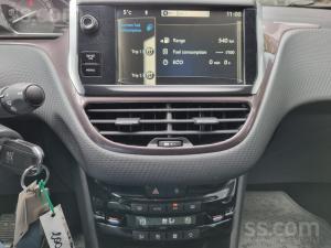 Grey Peugeot 2008 2014 in Riga, with an engine capacity of 1.60 L and mileage of 135 thousand km for 6400 €, photo 10 on AUTOMOTO.COM.LV