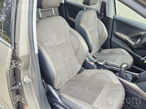 Pelēks Peugeot 2008 2014 Jēkabpils, ar dzinēja tilpumu 1.60 L un nobraukumu 199 tūkst. km par 6490 €, foto 24 vietnē AUTOMOTO.COM.LV