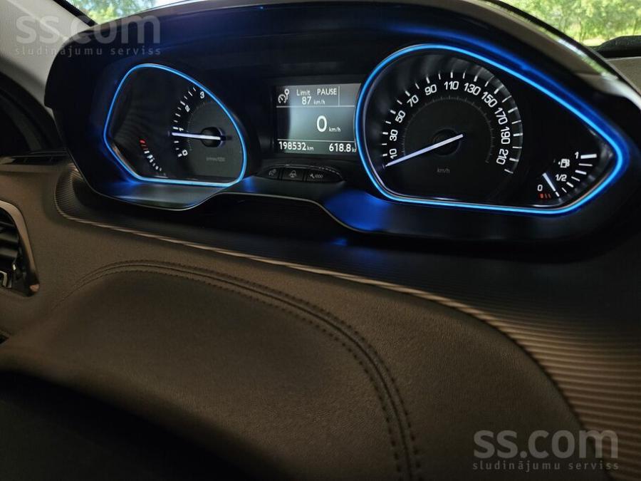 Pelēks Peugeot 2008 2014 Jēkabpils, ar dzinēja tilpumu 1.60 L un nobraukumu 199 tūkst. km par 6490 €, foto 34 vietnē AUTOMOTO.COM.LV