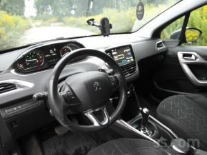 Pelēks Peugeot 2008 2014 Rīga, ar dzinēja tilpumu 1.20 L un nobraukumu 155 tūkst. km par 3650 €, foto 8 vietnē AUTOMOTO.COM.LV