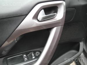 Pelēks Peugeot 2008 2014 Rīga, ar dzinēja tilpumu 1.20 L un nobraukumu 155 tūkst. km par 3650 €, foto 9 vietnē AUTOMOTO.COM.LV