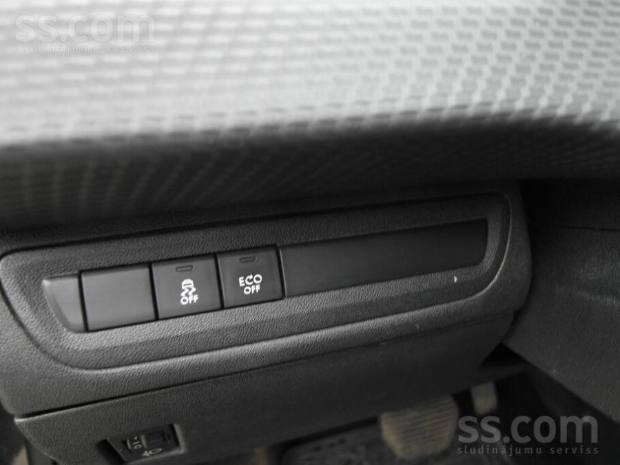 Pelēks Peugeot 2008 2014 Rīga, ar dzinēja tilpumu 1.20 L un nobraukumu 155 tūkst. km par 3650 €, foto 10 vietnē AUTOMOTO.COM.LV