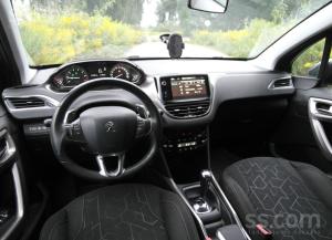 Pelēks Peugeot 2008 2014 Rīga, ar dzinēja tilpumu 1.20 L un nobraukumu 155 tūkst. km par 3650 €, foto 11 vietnē AUTOMOTO.COM.LV