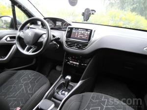 Pelēks Peugeot 2008 2014 Rīga, ar dzinēja tilpumu 1.20 L un nobraukumu 155 tūkst. km par 3650 €, foto 21 vietnē AUTOMOTO.COM.LV