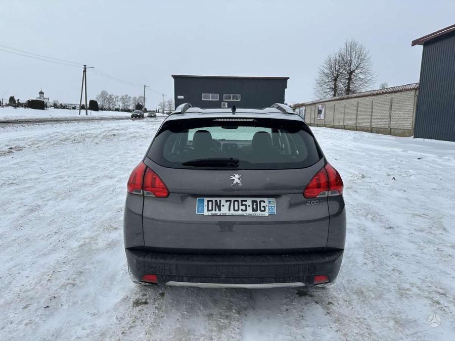 Pelēks Peugeot 2008 2015 Tauragė, ar dzinēja tilpumu 1.20 L un nobraukumu 163 tūkst. km par 4250 €, foto 6 vietnē AUTOMOTO.COM.LV