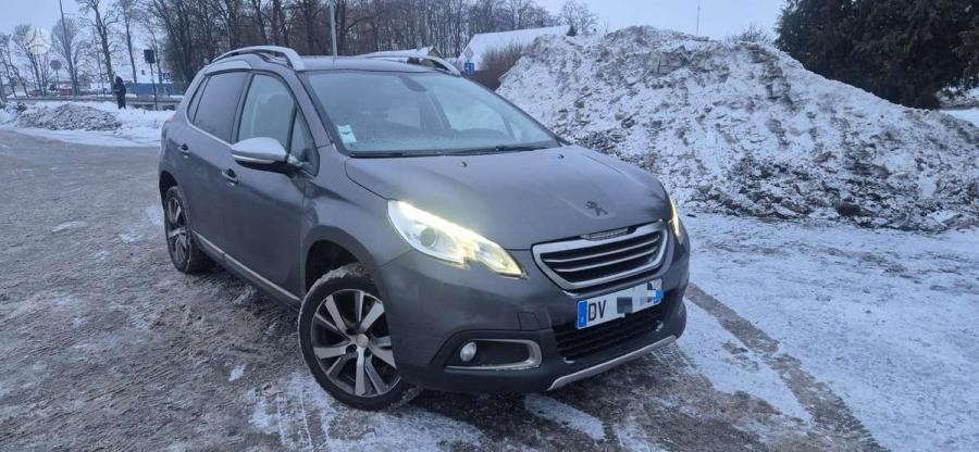 Grey Peugeot 2008 2015 in Taurage, with an engine capacity of 1.56 L and mileage of 242 thousand km for 4350 €, photo 1 on AUTOMOTO.COM.LV