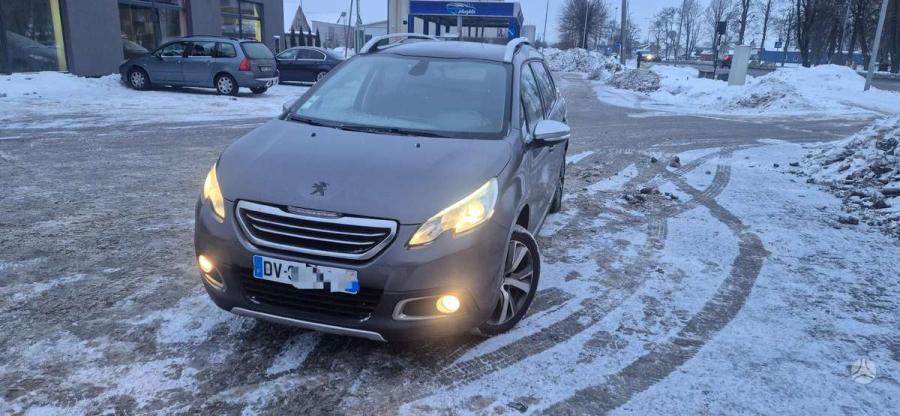 Grey Peugeot 2008 2015 in Taurage, with an engine capacity of 1.56 L and mileage of 242 thousand km for 4350 €, photo 7 on AUTOMOTO.COM.LV