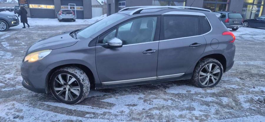 Grey Peugeot 2008 2015 in Taurage, with an engine capacity of 1.56 L and mileage of 242 thousand km for 4350 €, photo 11 on AUTOMOTO.COM.LV