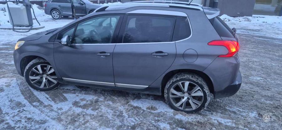 Grey Peugeot 2008 2015 in Taurage, with an engine capacity of 1.56 L and mileage of 242 thousand km for 4350 €, photo 12 on AUTOMOTO.COM.LV