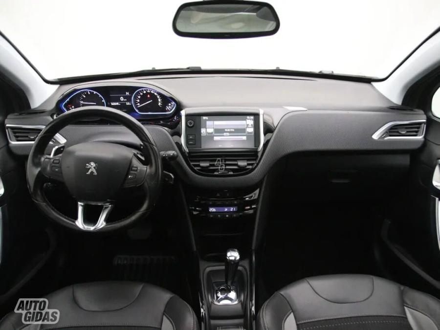 Pelēks Peugeot 2008 2015 Viļņa, ar dzinēja tilpumu 1.20 L un nobraukumu 163 tūkst. km par 7399 €, foto 3 vietnē AUTOMOTO.COM.LV