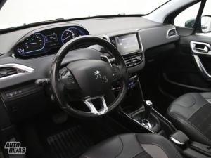 Pelēks Peugeot 2008 2015 Viļņa, ar dzinēja tilpumu 1.20 L un nobraukumu 163 tūkst. km par 7399 €, foto 17 vietnē AUTOMOTO.COM.LV