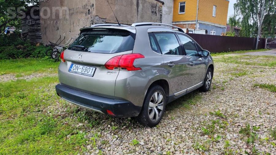Pelēks Peugeot 2008 2015 Rīga, ar dzinēja tilpumu 1.20 L un nobraukumu 158 tūkst. km par 4500 €, foto 5 vietnē AUTOMOTO.COM.LV