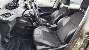 Pelēks Peugeot 2008 2015 Rīga, ar dzinēja tilpumu 1.20 L un nobraukumu 158 tūkst. km par 4500 €, foto 8 vietnē AUTOMOTO.COM.LV