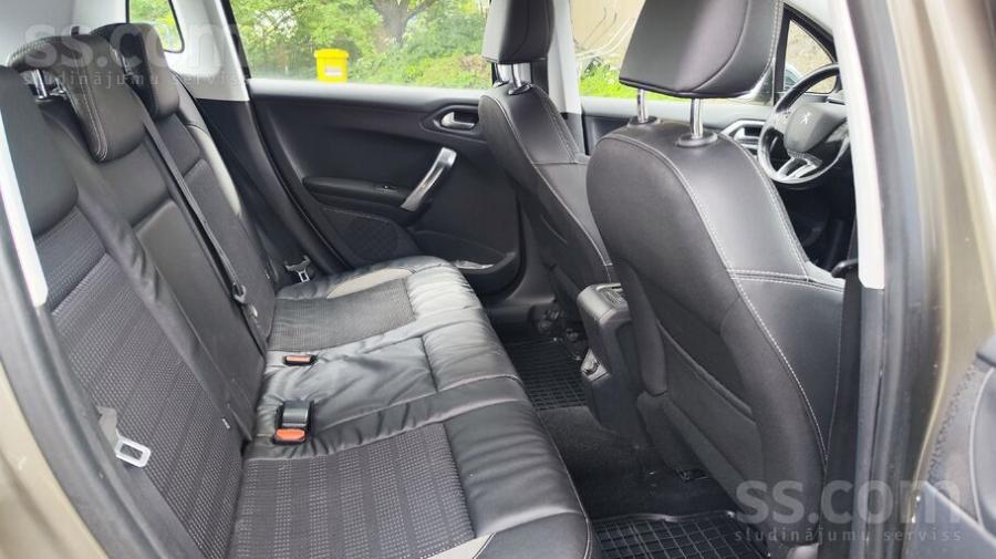 Pelēks Peugeot 2008 2015 Rīga, ar dzinēja tilpumu 1.20 L un nobraukumu 158 tūkst. km par 4500 €, foto 19 vietnē AUTOMOTO.COM.LV