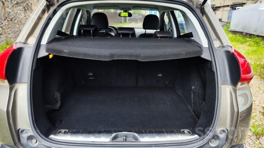 Pelēks Peugeot 2008 2015 Rīga, ar dzinēja tilpumu 1.20 L un nobraukumu 158 tūkst. km par 4500 €, foto 21 vietnē AUTOMOTO.COM.LV
