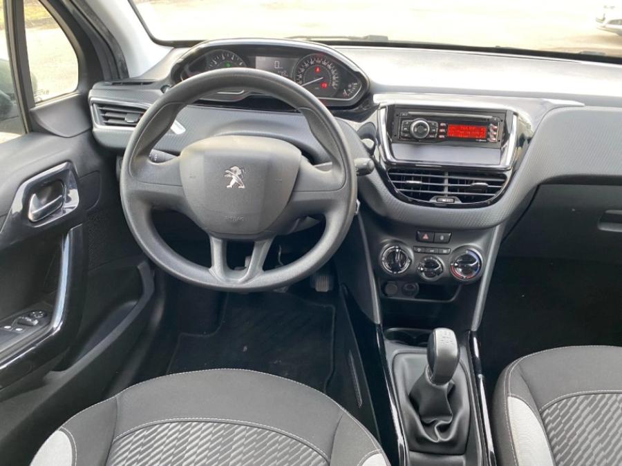 Pelēks Peugeot 2008 2015 Rīga, ar dzinēja tilpumu 1.20 L un nobraukumu 159 tūkst. km par 6950 €, foto 8 vietnē AUTOMOTO.COM.LV