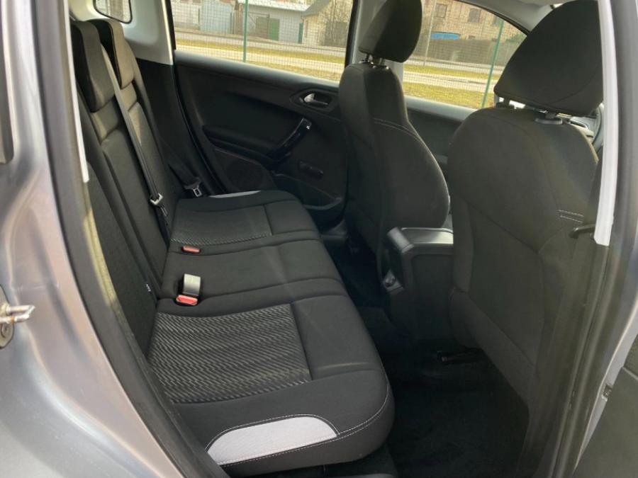Pelēks Peugeot 2008 2015 Rīga, ar dzinēja tilpumu 1.20 L un nobraukumu 159 tūkst. km par 6950 €, foto 11 vietnē AUTOMOTO.COM.LV