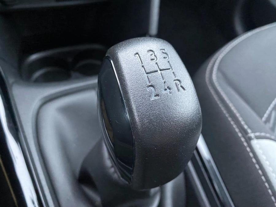 Pelēks Peugeot 2008 2015 Rīga, ar dzinēja tilpumu 1.20 L un nobraukumu 159 tūkst. km par 6950 €, foto 15 vietnē AUTOMOTO.COM.LV