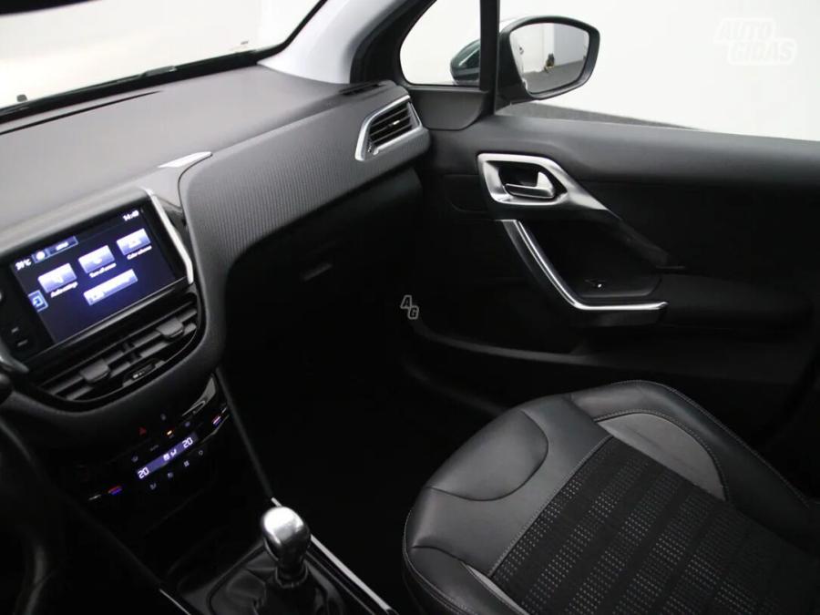 Grey Peugeot 2008 2015 in Vilnius, with an engine capacity of 1.20 L and mileage of 169 thousand km for 7099 €, photo 22 on AUTOMOTO.COM.LV