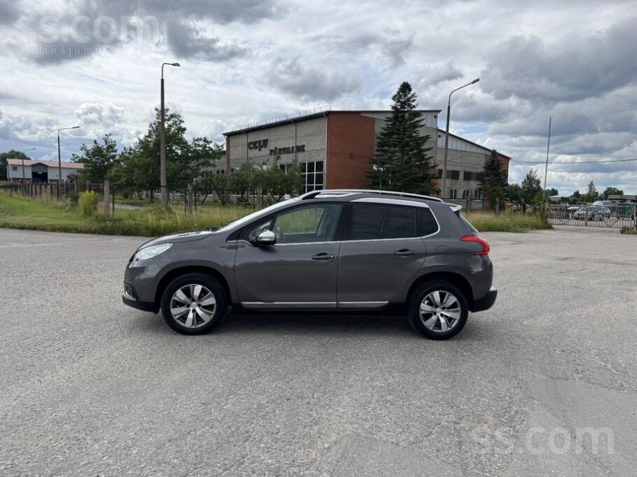Pelēks Peugeot 2008 2015 Cēsis, ar dzinēja tilpumu 1.20 L un nobraukumu 0 tūkst. km par 5900 €, foto 3 vietnē AUTOMOTO.COM.LV