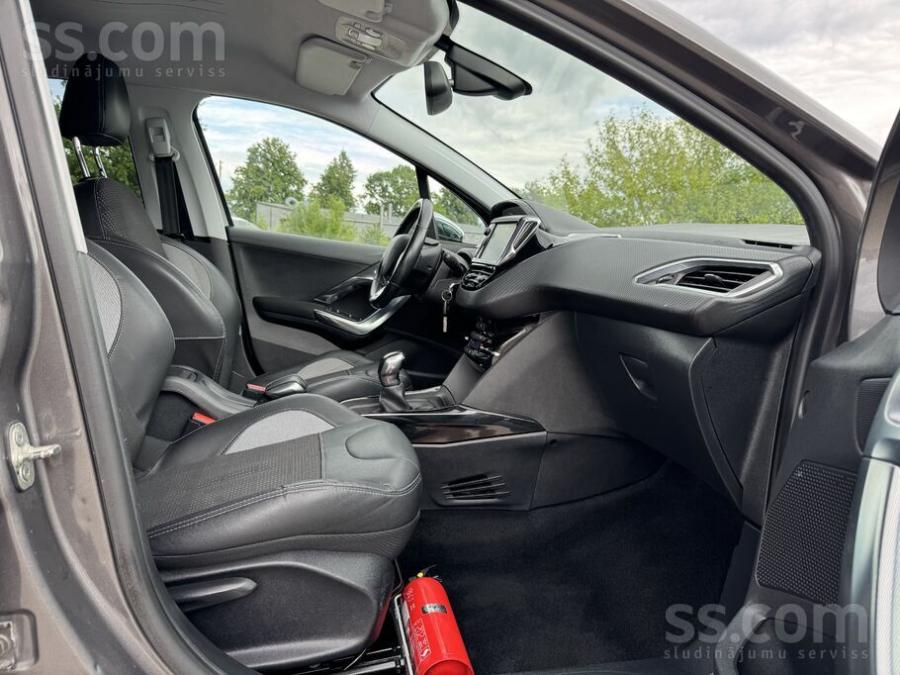 Pelēks Peugeot 2008 2015 Cēsis, ar dzinēja tilpumu 1.20 L un nobraukumu 0 tūkst. km par 5900 €, foto 22 vietnē AUTOMOTO.COM.LV