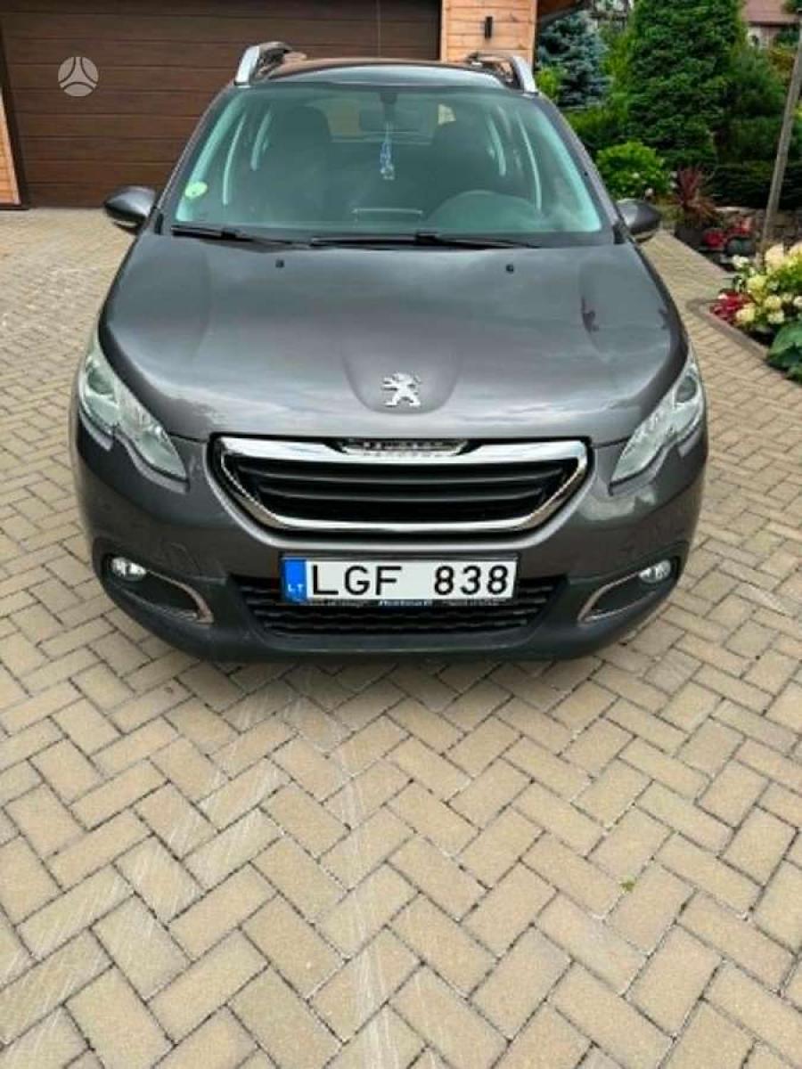 Grey Peugeot 2008 2015 in Ukmerge, with an engine capacity of 1.56 L and mileage of 118 thousand km for 7500 €, photo 1 on AUTOMOTO.COM.LV