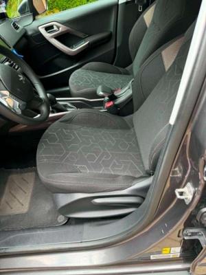 Grey Peugeot 2008 2015 in Ukmerge, with an engine capacity of 1.56 L and mileage of 118 thousand km for 7500 €, photo 10 on AUTOMOTO.COM.LV