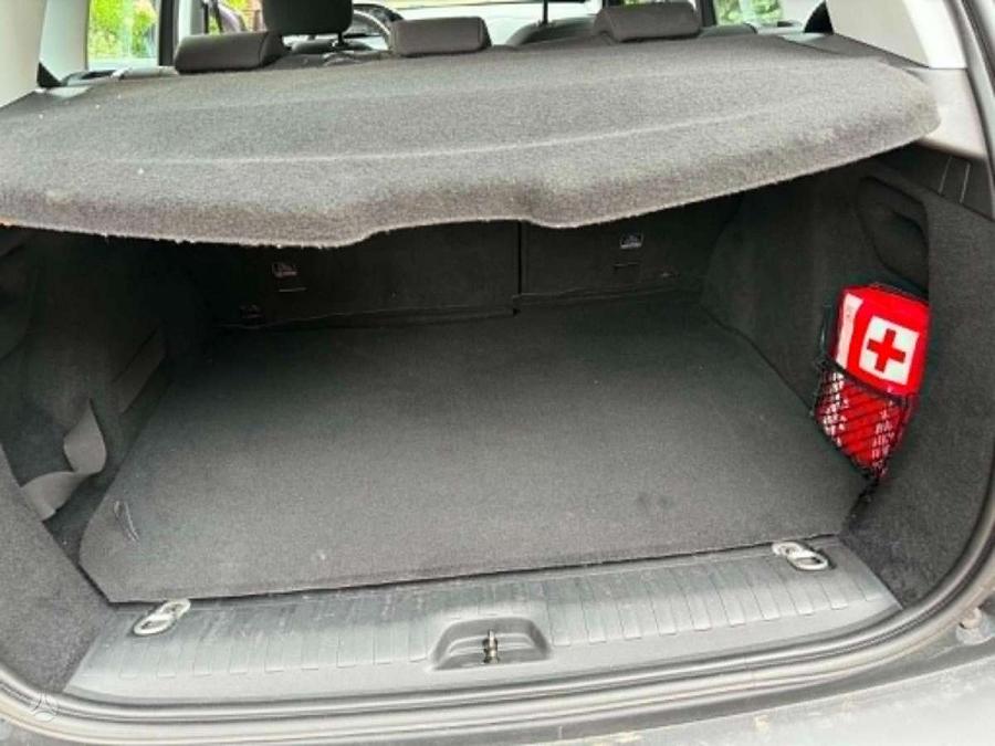 Grey Peugeot 2008 2015 in Ukmerge, with an engine capacity of 1.56 L and mileage of 118 thousand km for 7500 €, photo 11 on AUTOMOTO.COM.LV