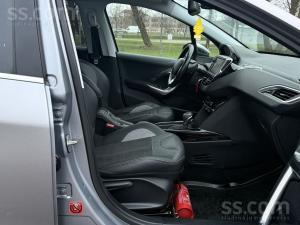 Grey Peugeot 2008 2016 in Liepaja, with an engine capacity of 1.20 L and mileage of 114 thousand km for 8400 €, photo 14 on AUTOMOTO.COM.LV