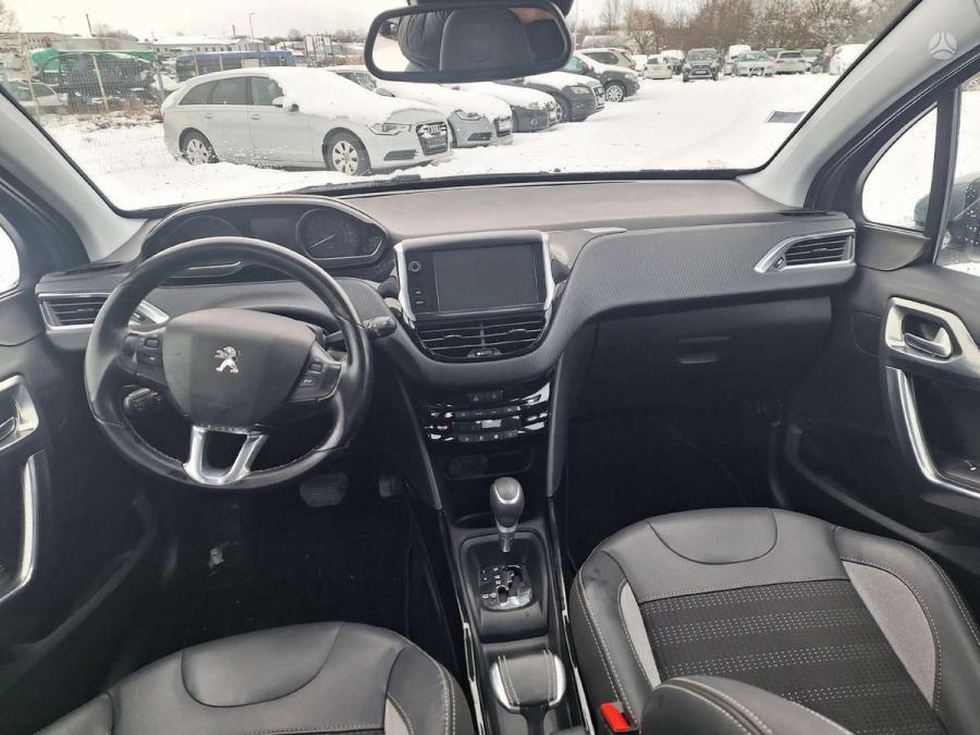 Pelēks Peugeot 2008 2016 Tauragė, ar dzinēja tilpumu 1.20 L un nobraukumu 182 tūkst. km par 6300 €, foto 9 vietnē AUTOMOTO.COM.LV