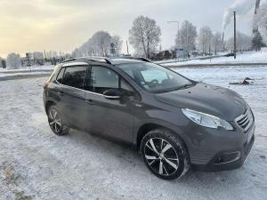 Grey Peugeot 2008 2016 in Taurage, with an engine capacity of 1.20 L and mileage of 122 thousand km for 4700 €, photo 3 on AUTOMOTO.COM.LV
