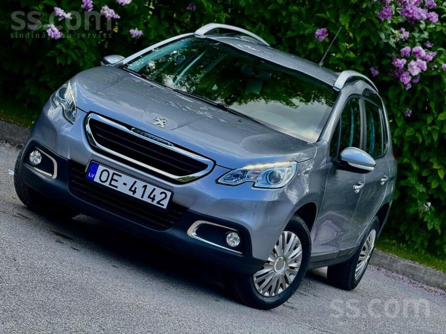 Grey Peugeot 2008 2016 in Riga, with an engine capacity of 1.60 L and mileage of 70 thousand km for 6790 €, photo 3 on AUTOMOTO.COM.LV