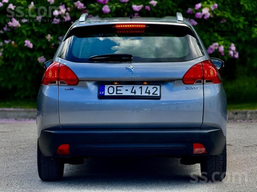 Grey Peugeot 2008 2016 in Riga, with an engine capacity of 1.60 L and mileage of 70 thousand km for 6790 €, photo 7 on AUTOMOTO.COM.LV