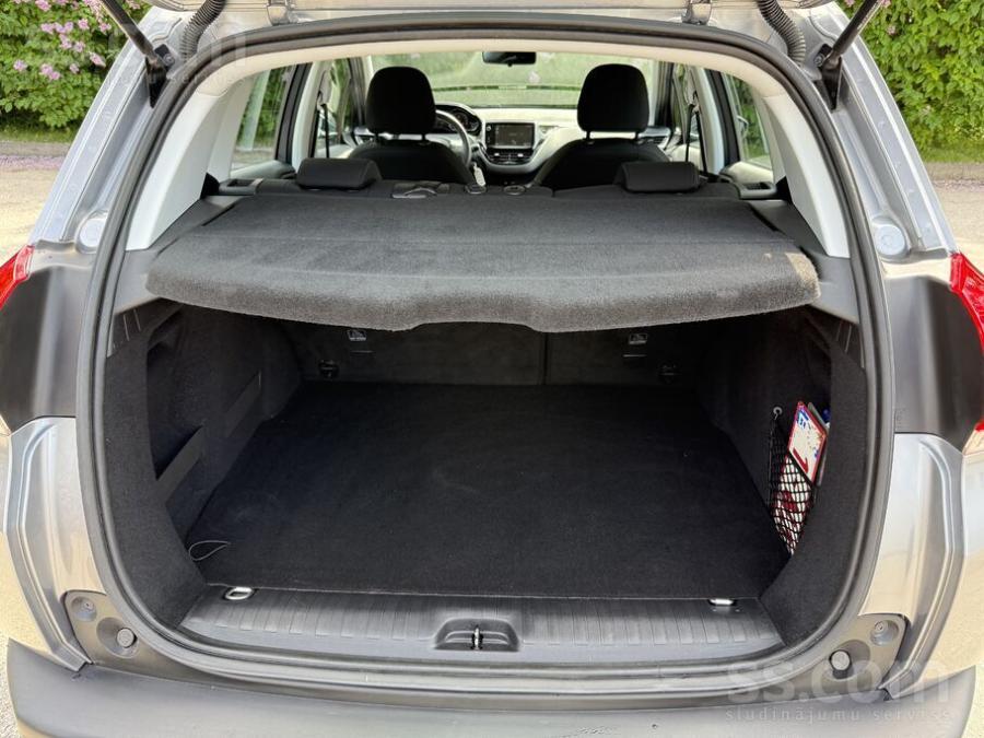 Grey Peugeot 2008 2016 in Riga, with an engine capacity of 1.60 L and mileage of 70 thousand km for 6790 €, photo 13 on AUTOMOTO.COM.LV