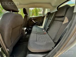 Grey Peugeot 2008 2016 in Riga, with an engine capacity of 1.60 L and mileage of 70 thousand km for 6790 €, photo 17 on AUTOMOTO.COM.LV