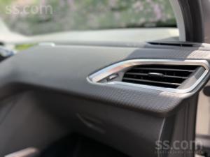 Grey Peugeot 2008 2016 in Riga, with an engine capacity of 1.60 L and mileage of 70 thousand km for 6790 €, photo 29 on AUTOMOTO.COM.LV