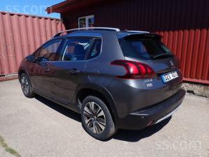 Pelēks Peugeot 2008 2016 Liepāja, ar dzinēja tilpumu 1.20 L un nobraukumu 97 tūkst. km par 8950 €, foto 4 vietnē AUTOMOTO.COM.LV