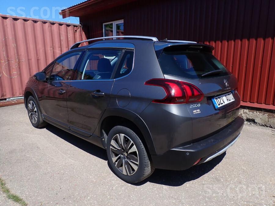 Pelēks Peugeot 2008 2016 Liepāja, ar dzinēja tilpumu 1.20 L un nobraukumu 97 tūkst. km par 8950 €, foto 4 vietnē AUTOMOTO.COM.LV