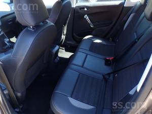 Pelēks Peugeot 2008 2016 Liepāja, ar dzinēja tilpumu 1.20 L un nobraukumu 97 tūkst. km par 8950 €, foto 6 vietnē AUTOMOTO.COM.LV