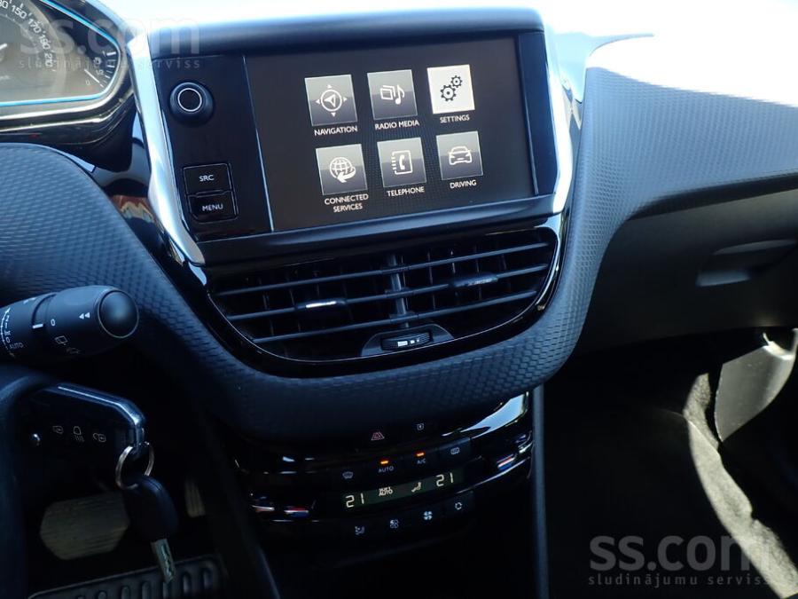Pelēks Peugeot 2008 2016 Liepāja, ar dzinēja tilpumu 1.20 L un nobraukumu 97 tūkst. km par 8950 €, foto 9 vietnē AUTOMOTO.COM.LV