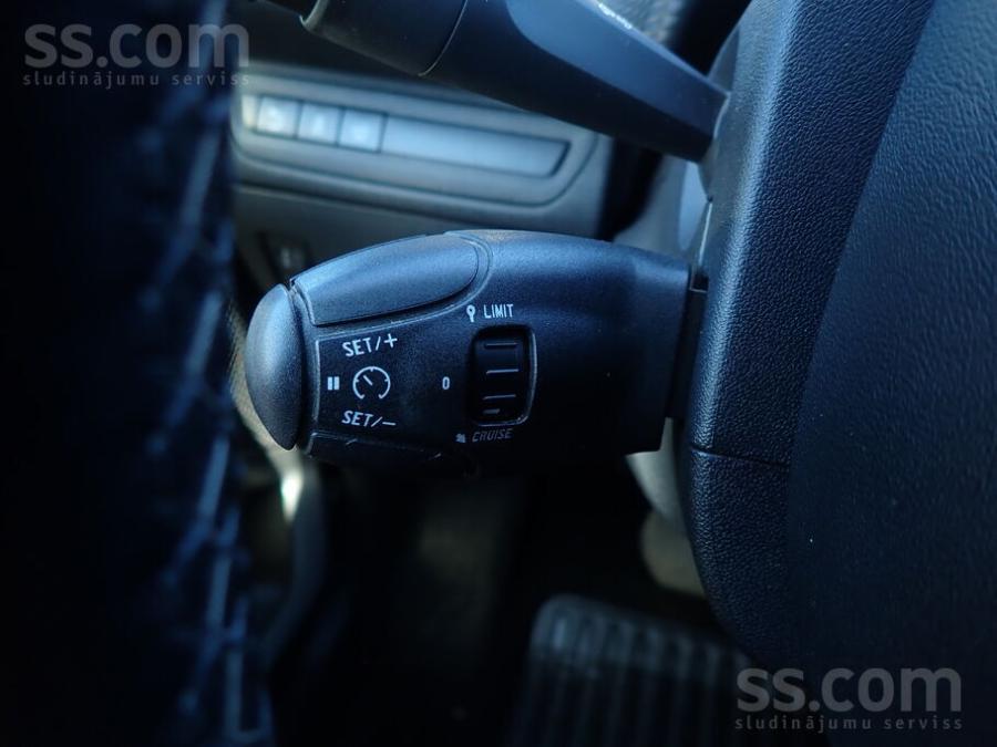 Pelēks Peugeot 2008 2016 Liepāja, ar dzinēja tilpumu 1.20 L un nobraukumu 97 tūkst. km par 8950 €, foto 10 vietnē AUTOMOTO.COM.LV