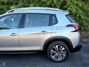 Grey Peugeot 2008 2016 in Siauliai, with an engine capacity of 1.20 L and mileage of 155 thousand km for 6200 €, photo 5 on AUTOMOTO.COM.LV