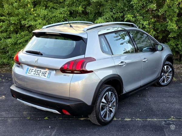 Grey Peugeot 2008 2016 in Siauliai, with an engine capacity of 1.20 L and mileage of 155 thousand km for 6200 €, photo 7 on AUTOMOTO.COM.LV